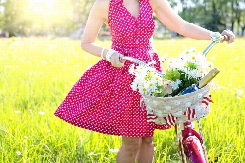 女子のロードバイク選び！最初の自転車は10万円のシマノSORAで充分。