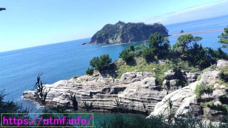堂ヶ島（三四郎島）のトンボロとは？干潮時期に海を渡る（瀬浜海岸）